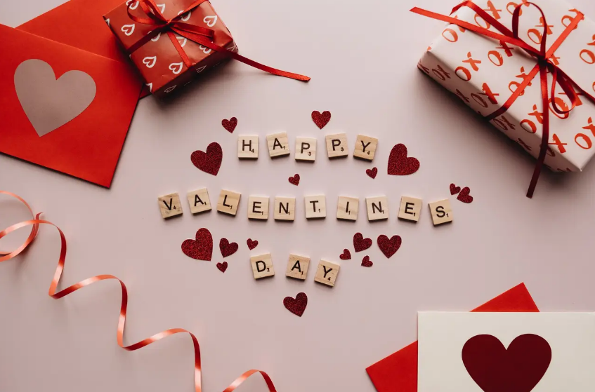 120+ Valentine's Day Paragraphs for Him: Heartfelt Love Notes